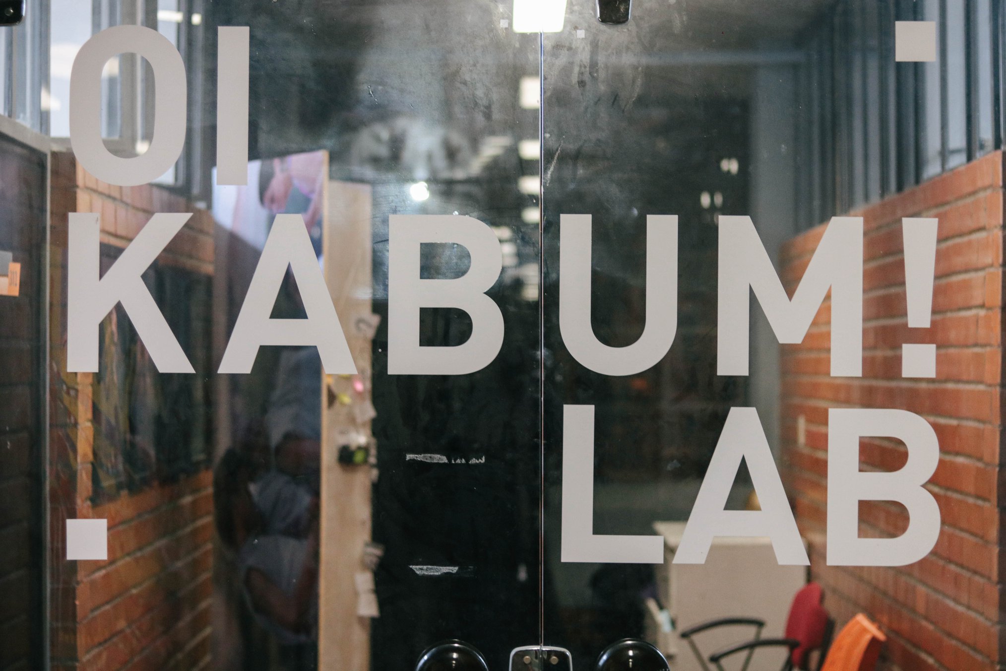 Em julho de 2018 aconteceu a Click!, oficina de intervenções artísticas ...